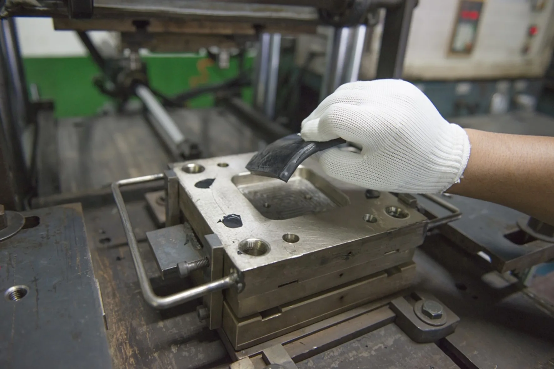 What is bulk molding compound (BMC)? - Composite Materials Hub